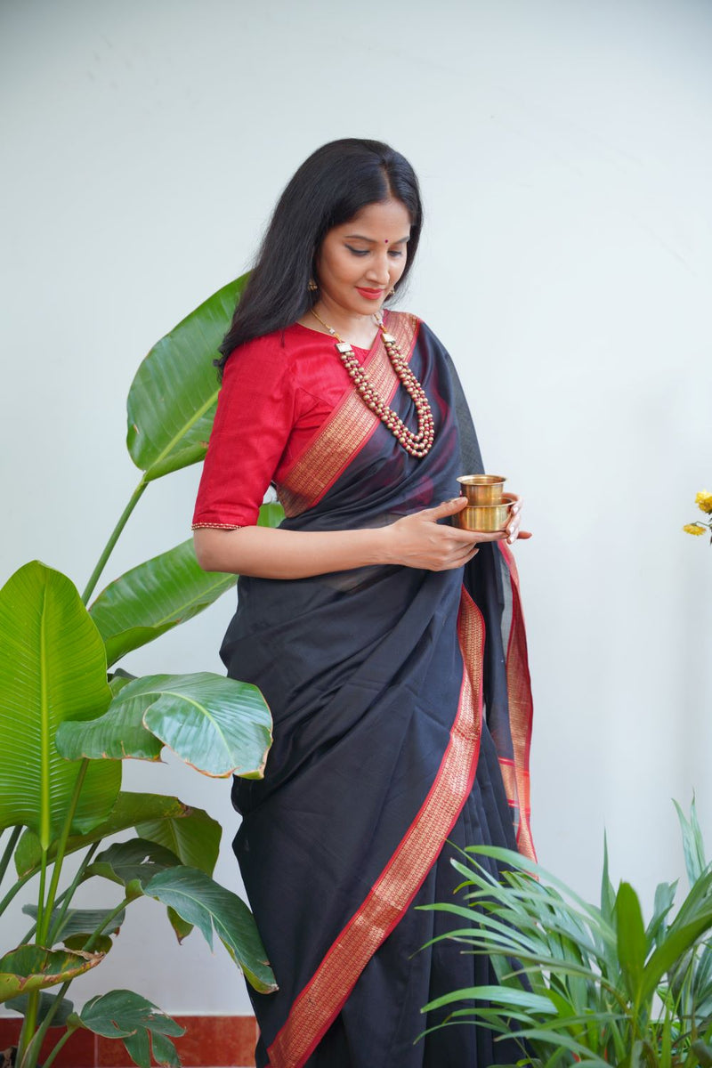 Induri - Black – Six Yards Plus